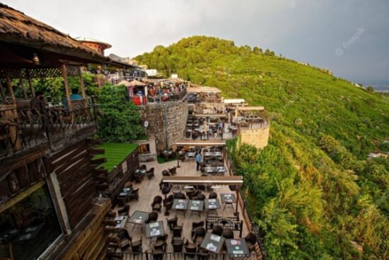 The 12 Best Restaurants in Islamabad - Menu Point